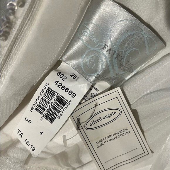 Alfred Angelo | Dresses | Alfred Angelo Disney Fairytale Wedding | Poshmark